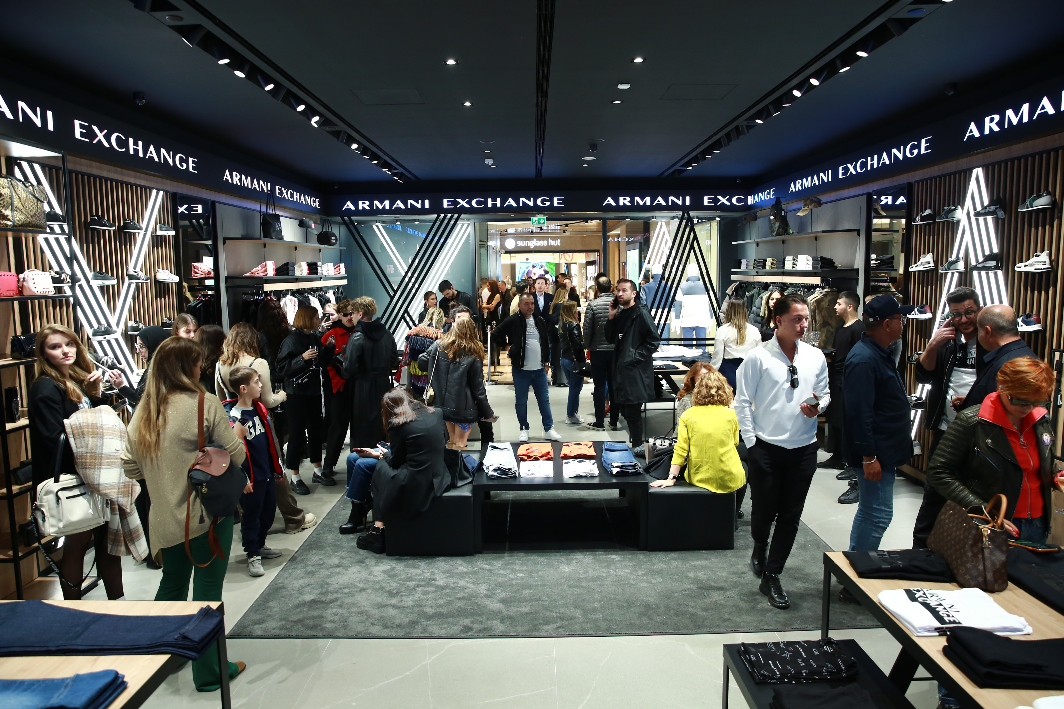 A|X Armani Exchange ve EA7 Emporio Armani Mağazaları City’s AVM’de Tek ...